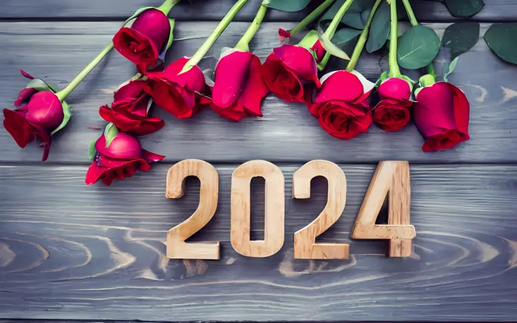 2024 with Red Roses